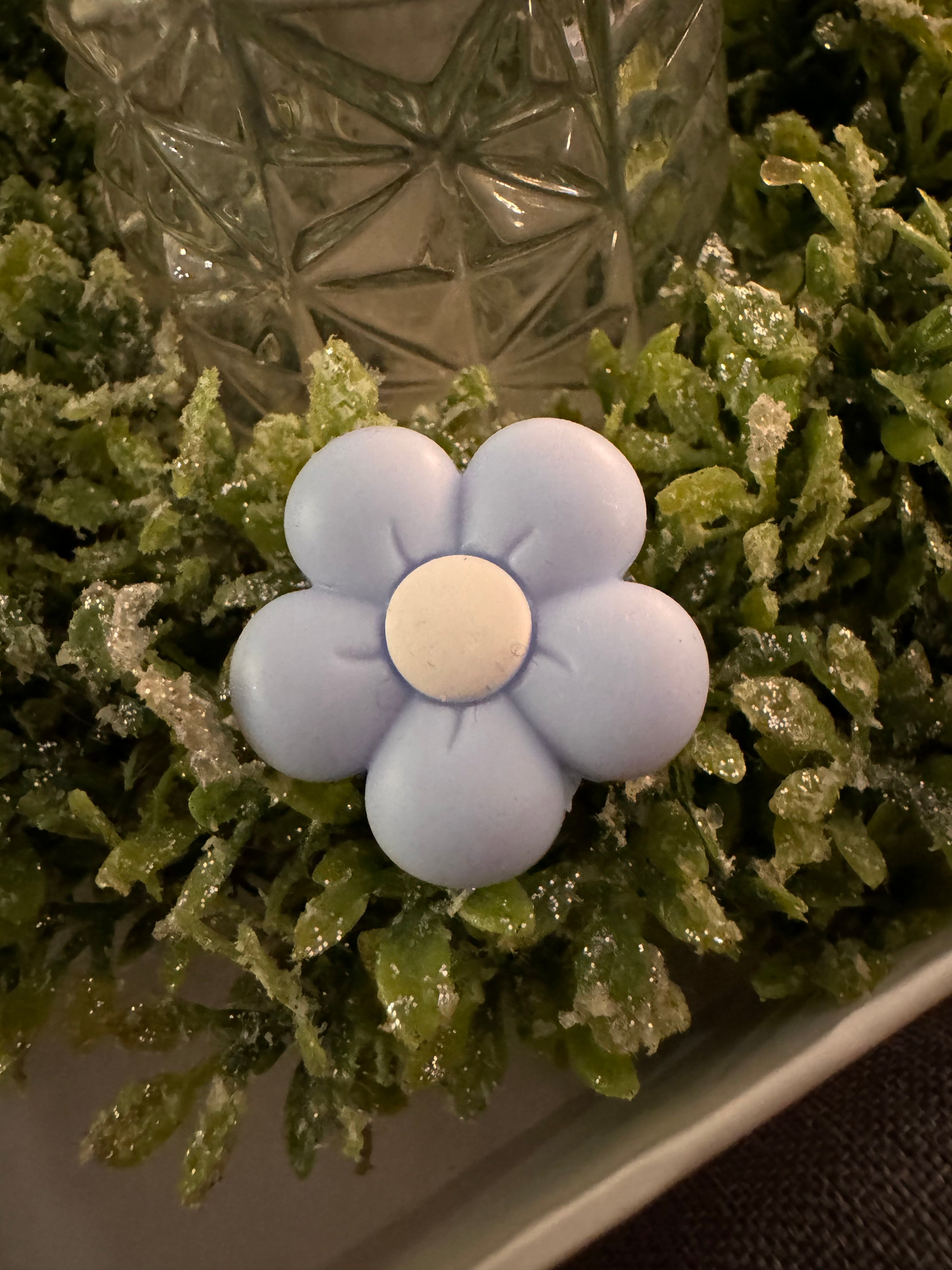 Blue Bubble Flower Focal – Sparkly Sisters & Their Momma