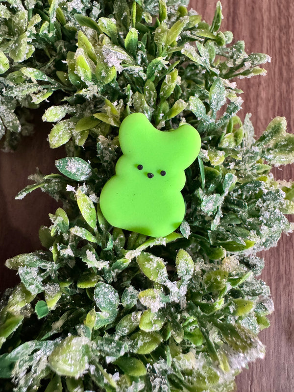 Green Peep Focal – Sparkly Sisters & Their Momma